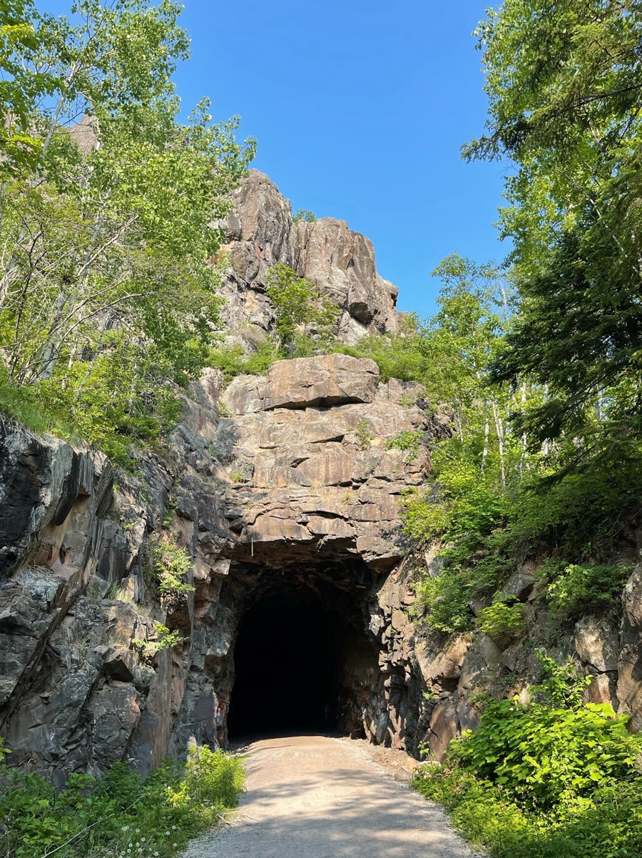 Ely’s Peak – an SHT loop hike perfect for any season